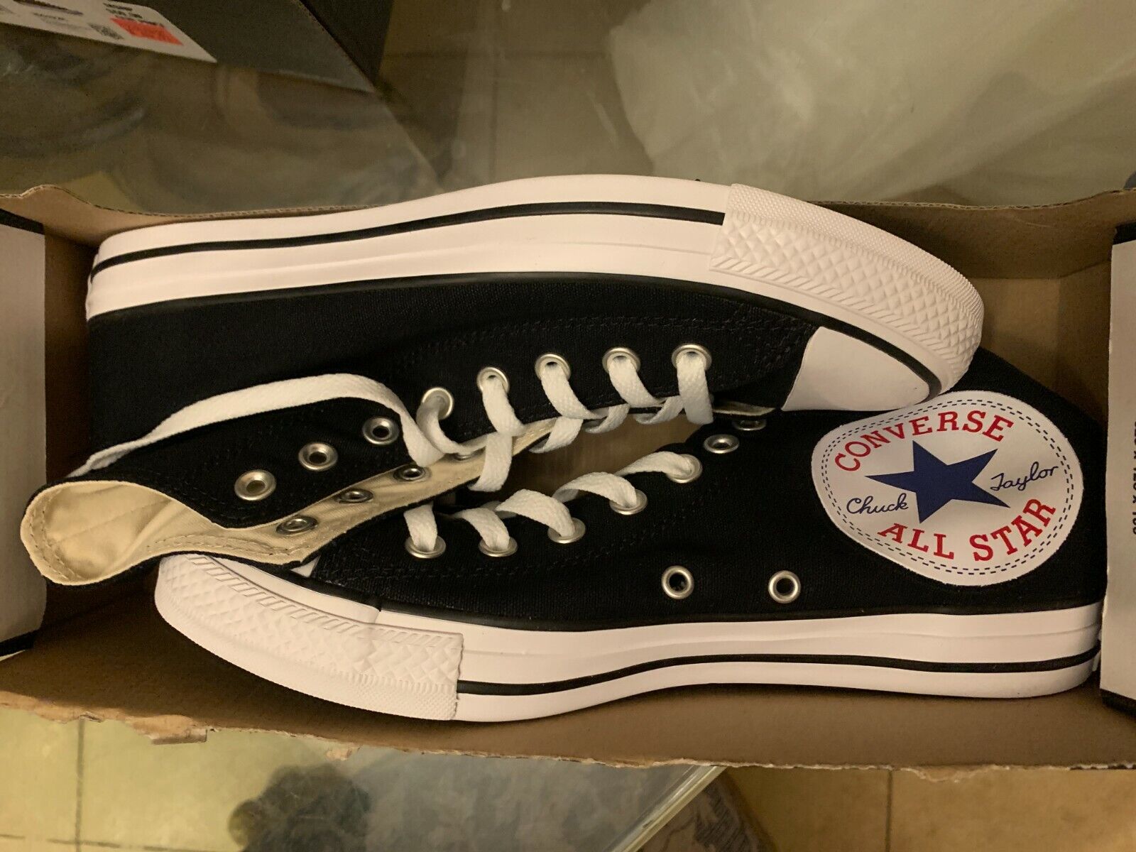 Converse Chuck Taylor All Star OVERSIZED LOGO Hi Top 165694C Converse Chuck Taylor All Star OVERSIZED LOGO Hi Top 165694C