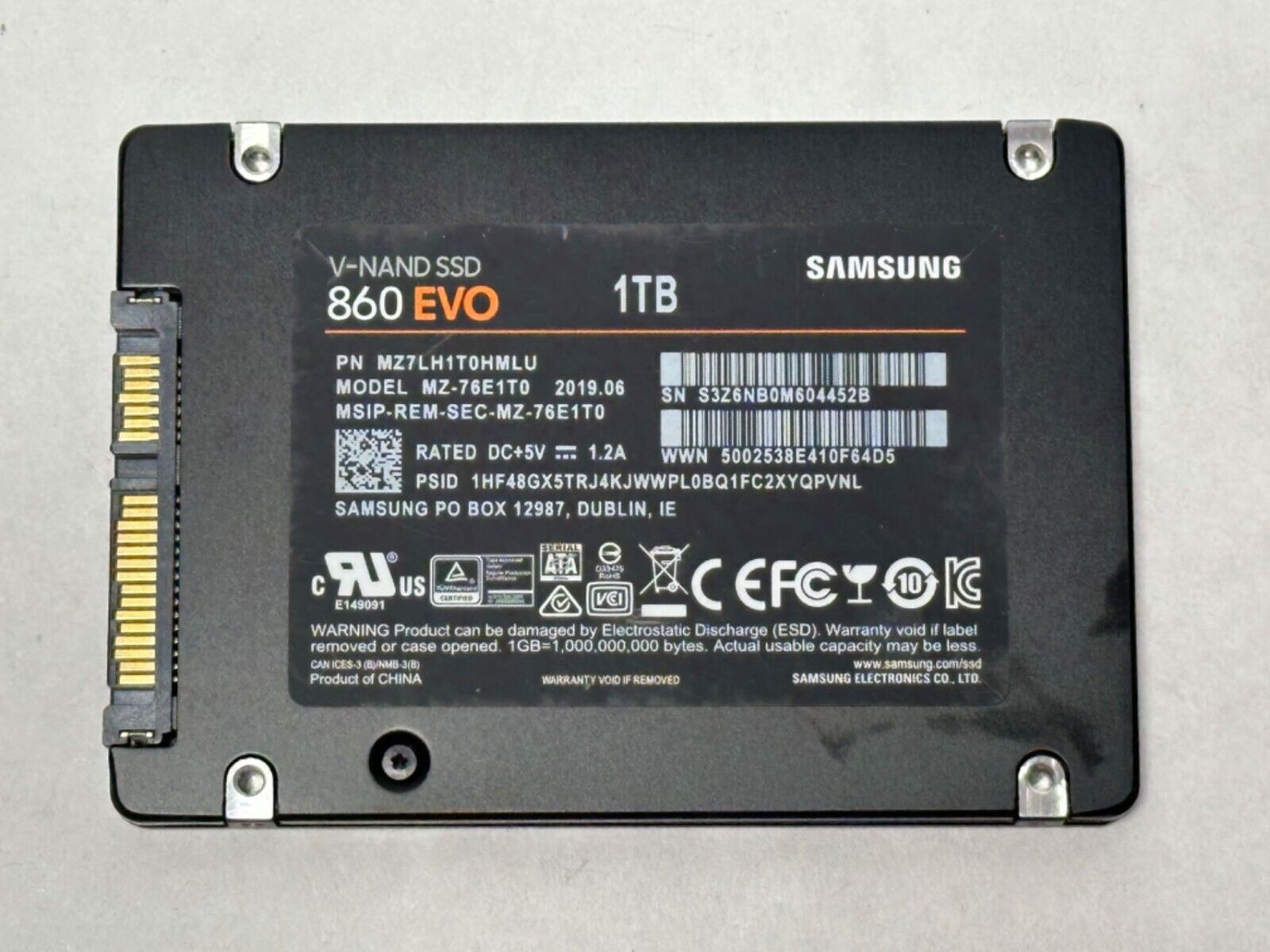 Samsung 860 EVO 1TB V-NAND SSD MZ7LH1T0HMLU MZ-76E1T0 Solid Samsung 860 EVO 1TB V-NAND SSD MZ7LH1T0HMLU MZ-76E1T0 Solid