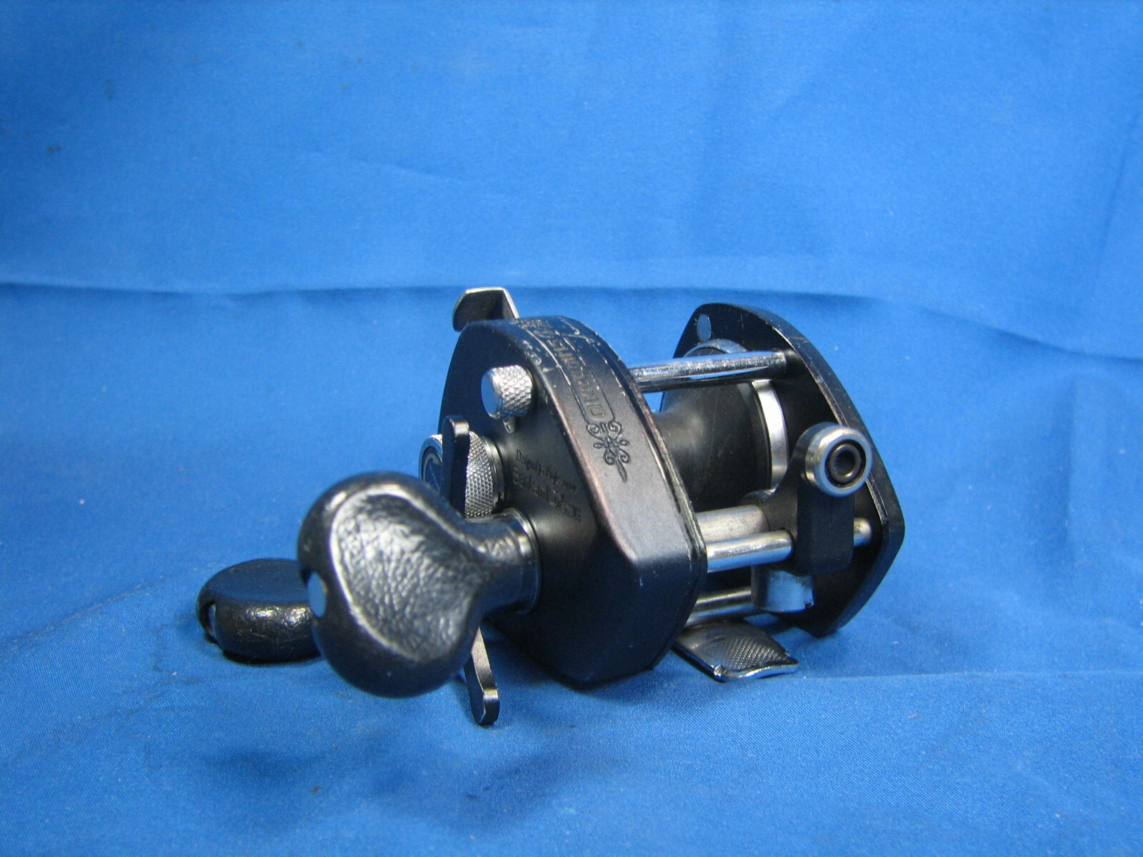 Vintage Shimano Bantam Mag SG Baitcast Reel with Paddle Vintage Shimano Bantam Mag SG Baitcast Reel with Paddle