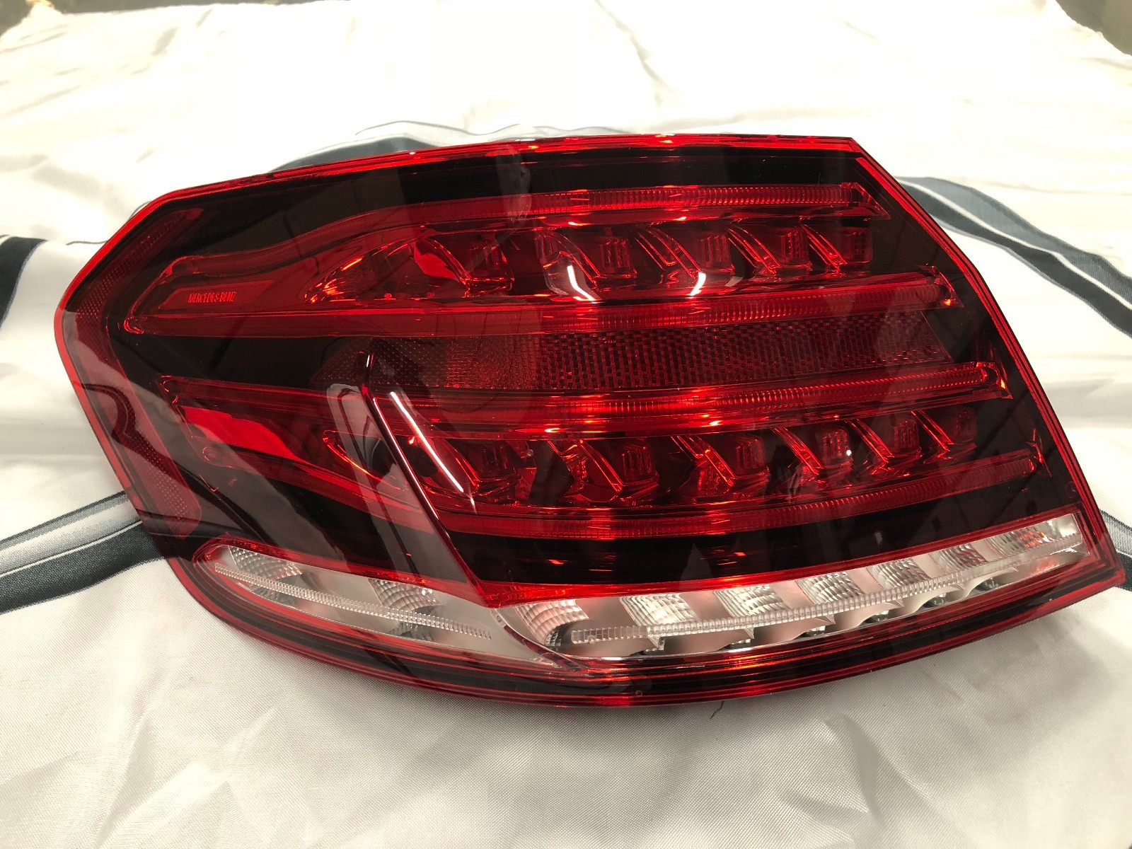 Genuine Mercedes-Benz W212 E-Class LH Outer REAR Tail Lamp Unit ...