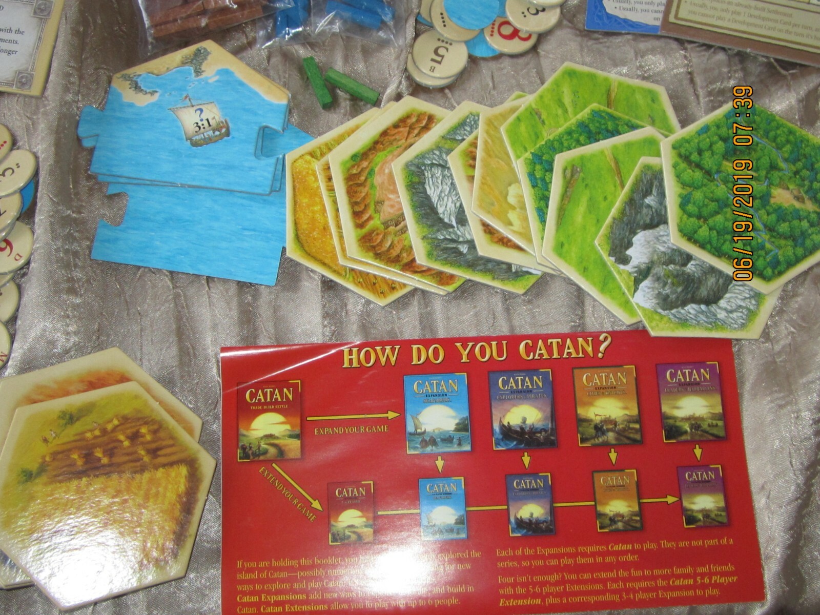 MAYFAIR GAMES SETTLERS OF CATAN 5&6 PLAYER EXTENSION