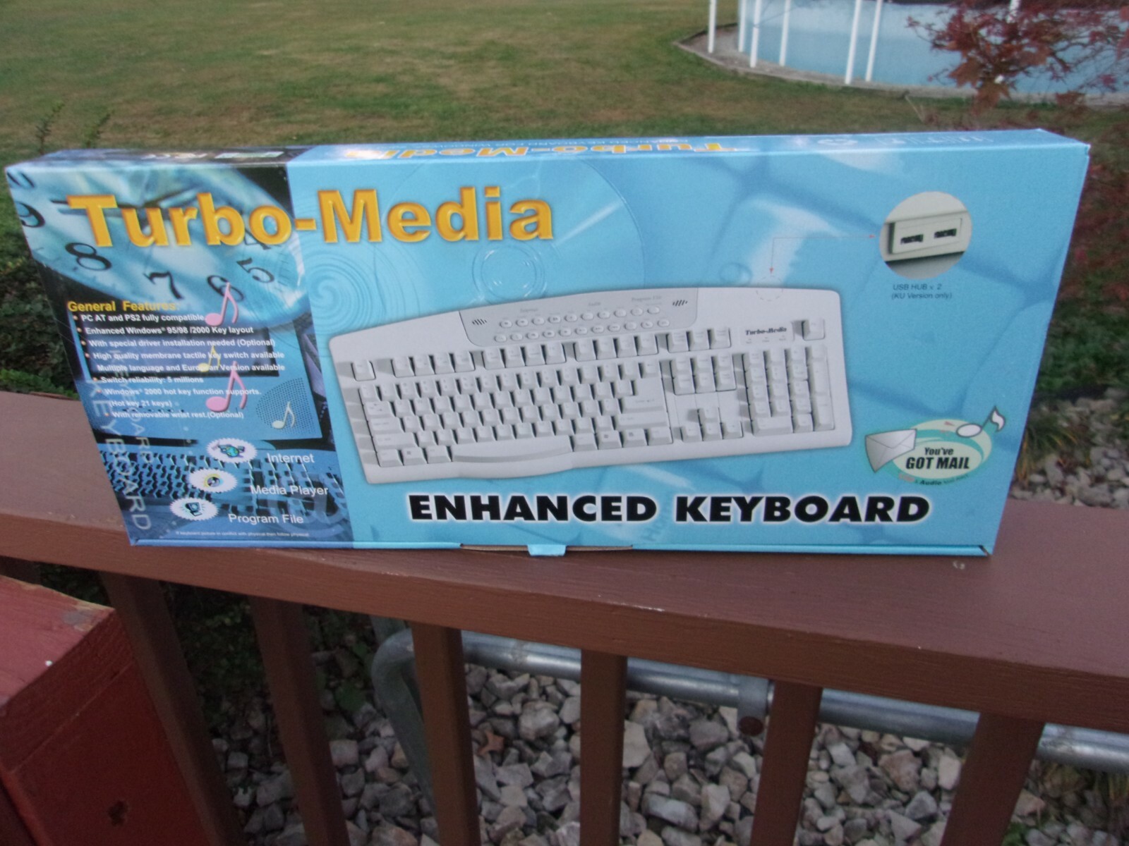 Turbo Media Enhanced Keyboard for Windows 2000 Turbo Media Enhanced Keyboard for Windows 2000