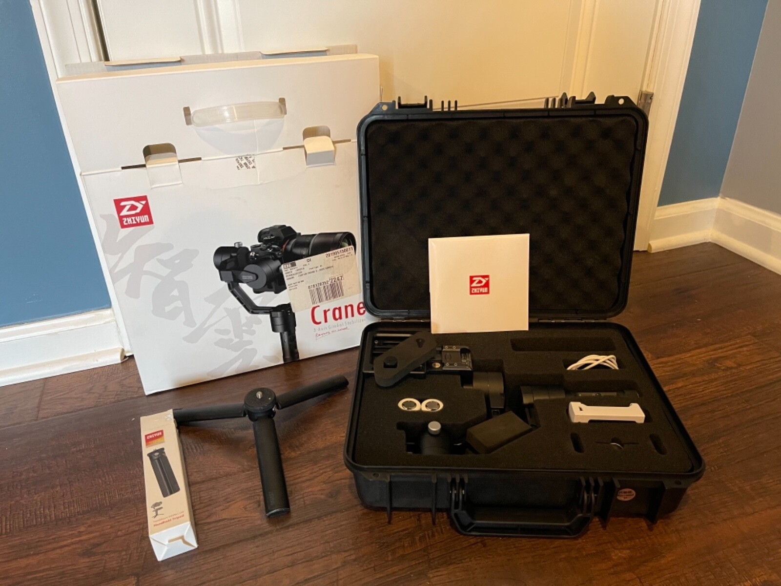 Zhiyun Crane V2 3-Axis Handheld Gimbal Stabilizer