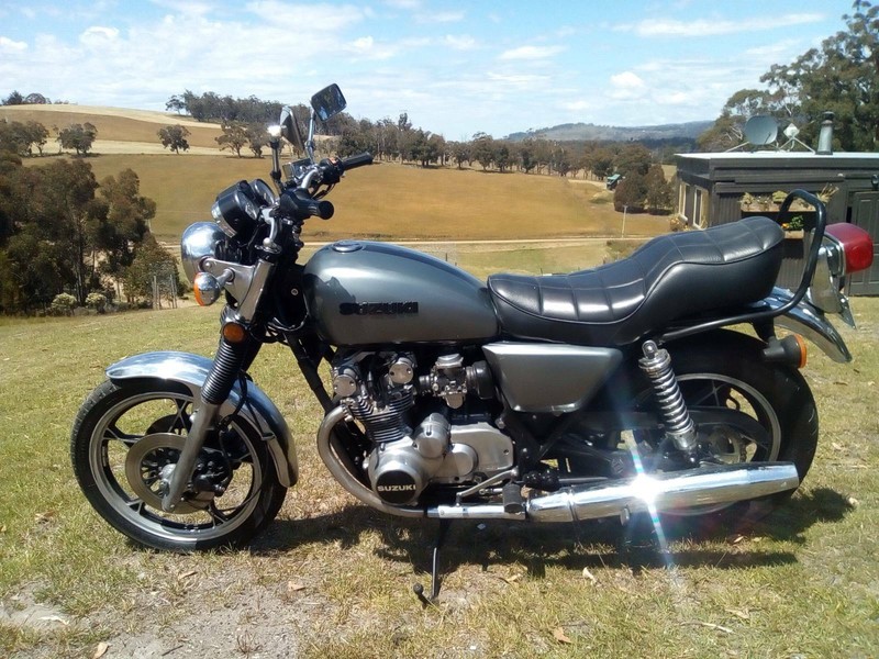 Suzuki gs550L $3000