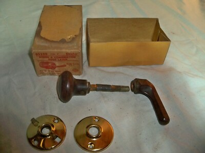 Door Knobs & Handles - Vintage Dexter - Vatican