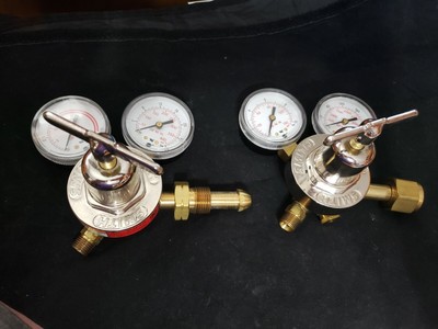 Oxy Acetylene Welding - Oxygen And Acetylene Gauge