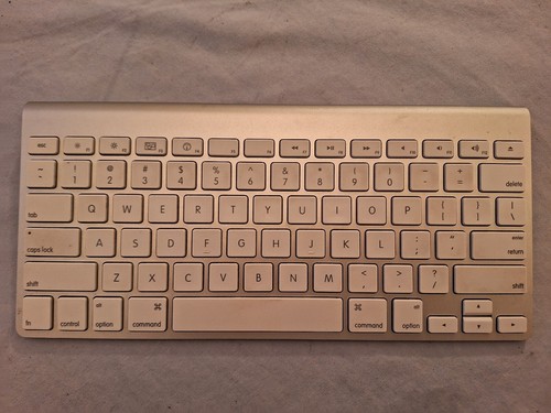Model A1314 Apple Magic Keyboard