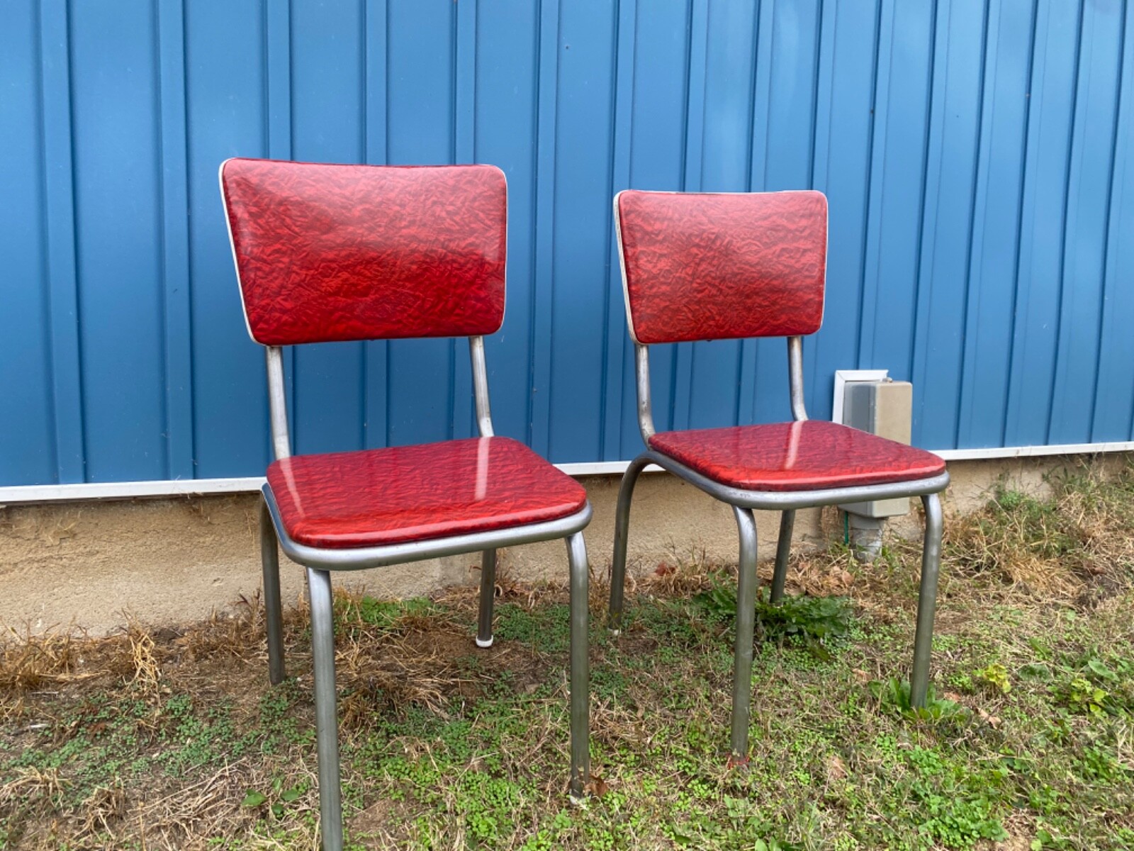 2 Vintage Red Chrome Vinyl 50 s Kitchen Diner Chairs eBay