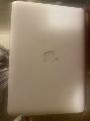 Apple Macbook 13 A1342 White Unibody 2.26GHz 128GB SSD 2GB Apple Macbook 13 A1342 White Unibody 2.26GHz 128GB SSD 2GB