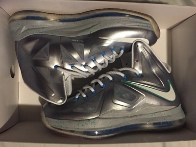 Nike LeBron 11 Low - Light Base Grey - Laser Crimson | Release Date ...