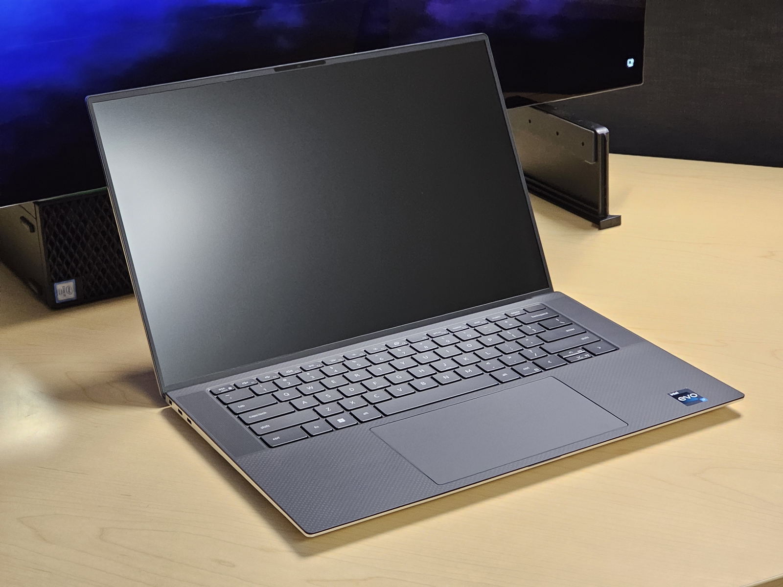 Dell - XPS 15 15.6" FHD+ Laptop - Intel Evo i7 - Intel Evo Design ...