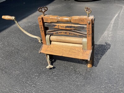 Clothing Wringers - Antique Universal