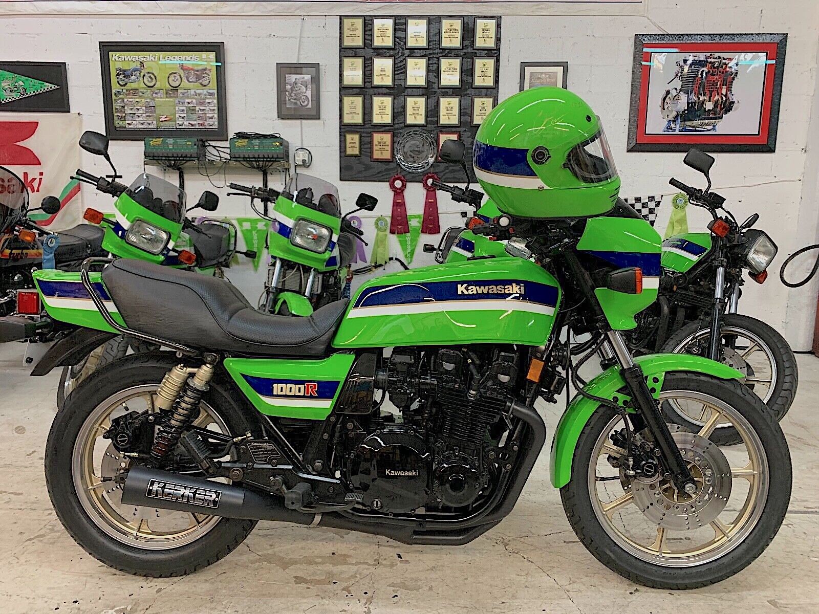 Near-Perfect Kawasaki KZ1000R Eddie Lawson Replica Is a Showstopper