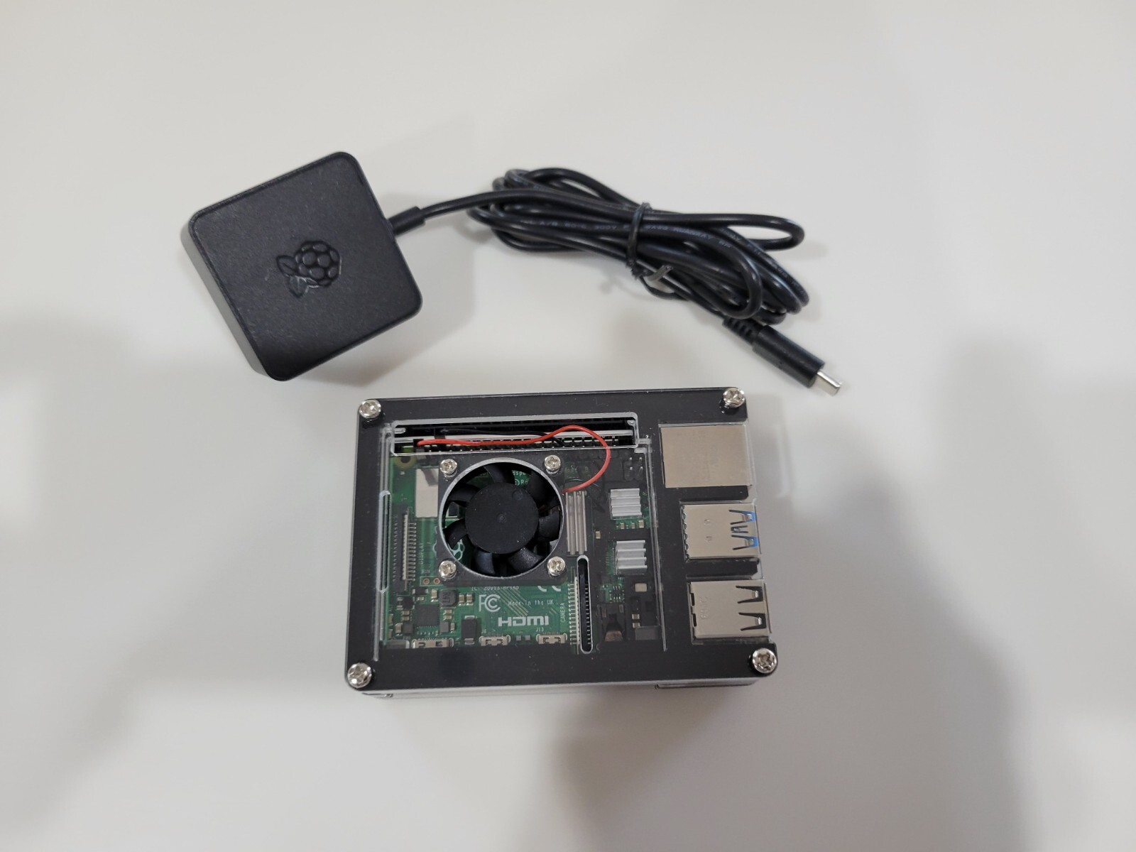 4 Model B | Raspberry Pi