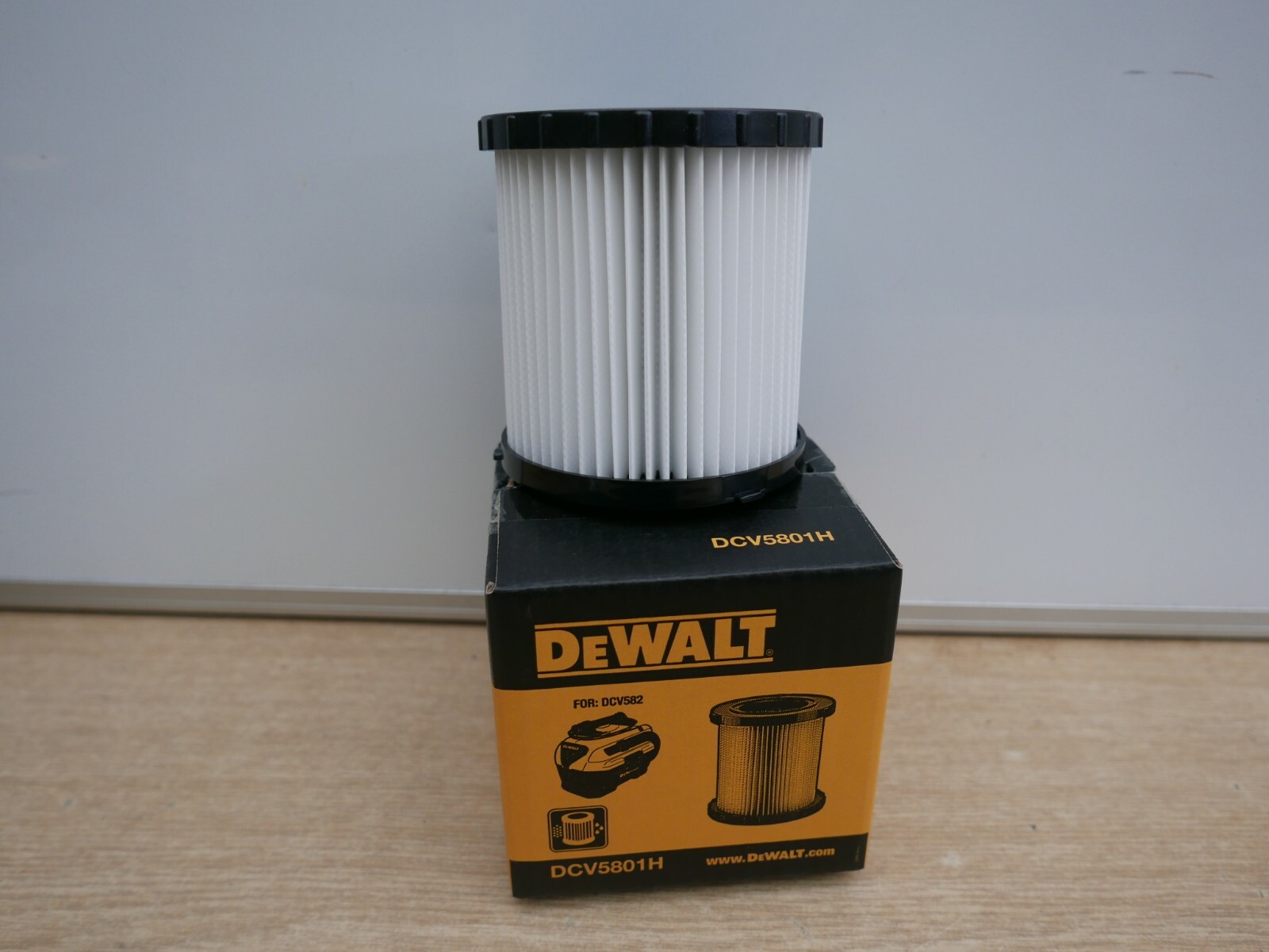 DeWALT DCV5801H N199372 DCV582 DCV584l replacement hepa filter