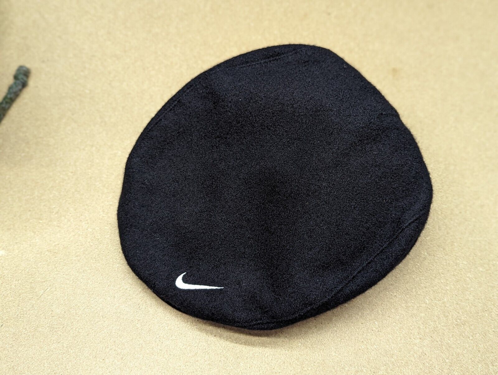 VINTAGE Nike Flat Cap Medium Fleece Newsboy Black Swoosh VINTAGE Nike Flat Cap Medium Fleece Newsboy Black Swoosh