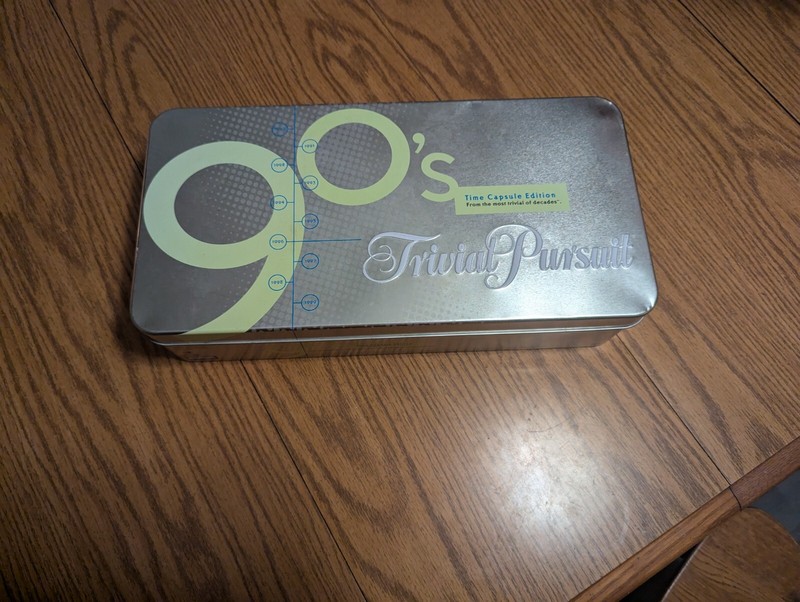 Trivial Pursuit: 90’s Time Capsule Edition (2004) Board Game – Board ...