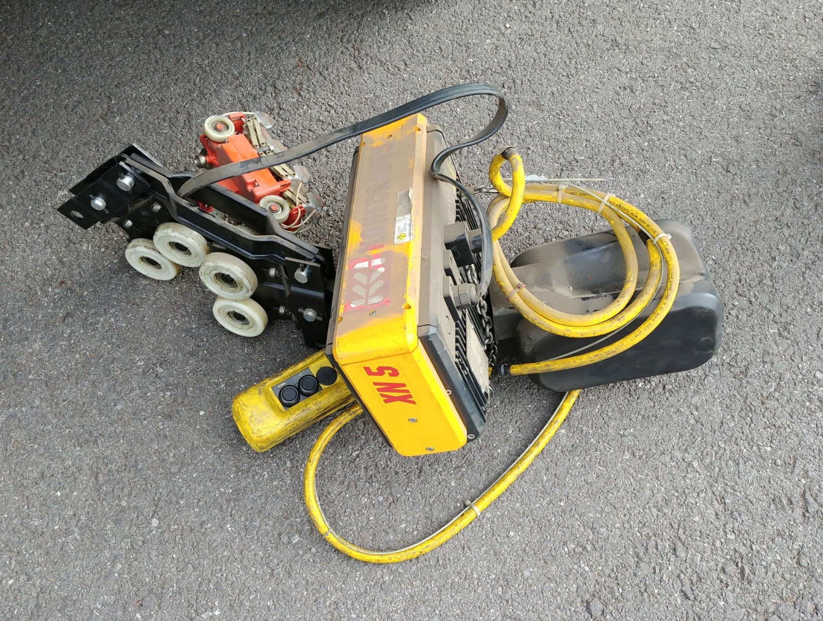 Konecranes XN 5 1-ton Electric Chain Hoist with Trolley | eBay Konecranes XN 5 1-ton Electric Chain Hoist with Trolley | eBay