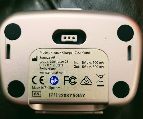 Excellent Condition | Phonak Audeo Paradise P50r Rechargeable Hearing Aids Excellent Condition | Phonak Audeo Paradise P50r Rechargeable Hearing Aids