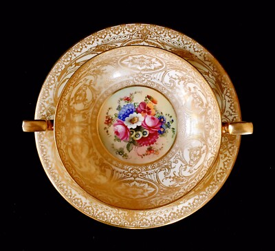 Cups & Saucers - Gold Cup - 7 - Vatican