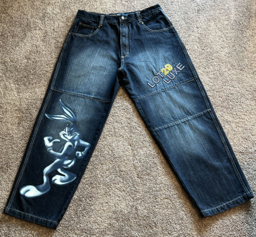 VTG Lot 29 Luxe Baggy Jeans Dark Blue Denim With Bugs Bunny VTG Lot 29 Luxe Baggy Jeans Dark Blue Denim With Bugs Bunny