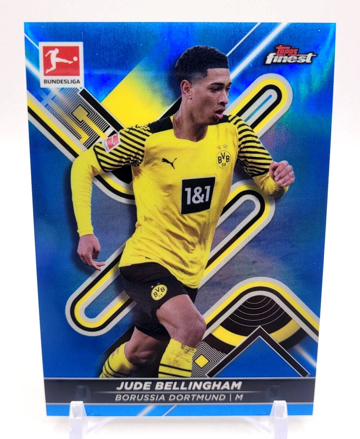 Jude Bellingham 2021-22 Topps Finest Bundesliga #43 Blue Jude Bellingham 2021-22 Topps Finest Bundesliga #43 Blue