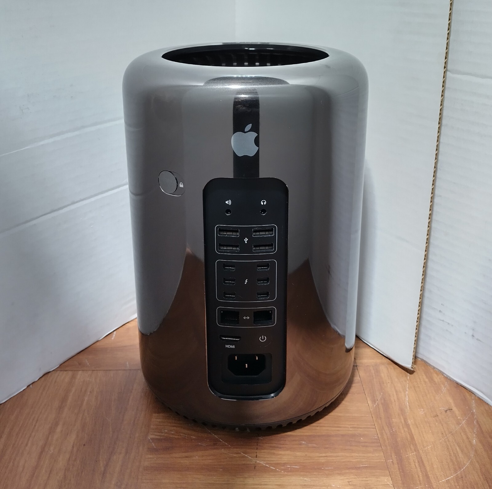 Apple Mac Pro A1481 3GHz 8-Core Xeon E5-1680v2 64GB RAM 512GB SSD dual D700 2013のeBay公認海外通販｜セカイモン