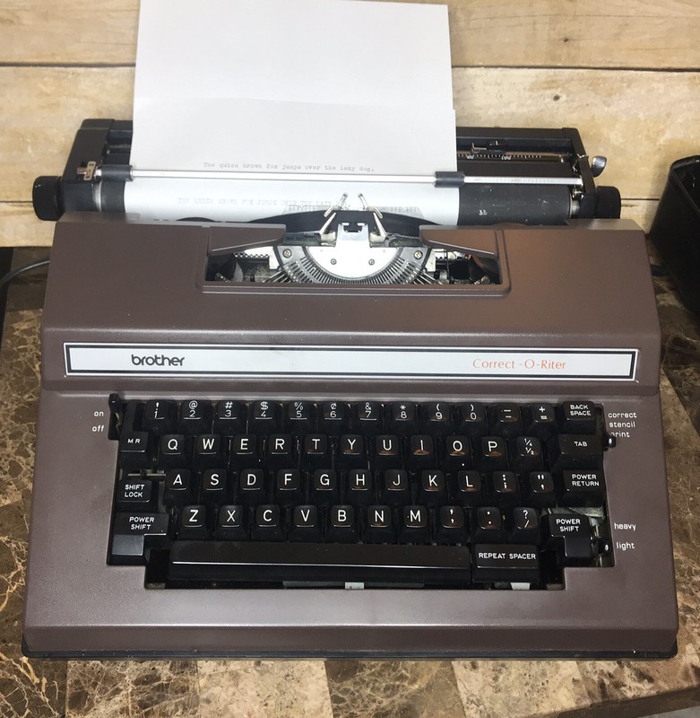 brother-typewriter-photos-of-brother-correct-o-riter-by-year-then-serial-number-by-date