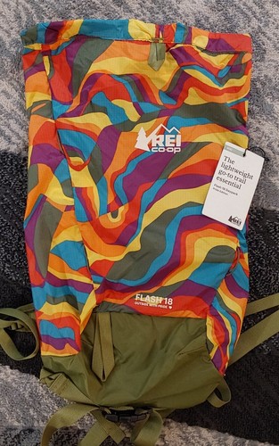 REI Co-op Flash 18 Pack Multicolor NWT 🔥🔥🔥のeBay公認海外通販｜セカイモン