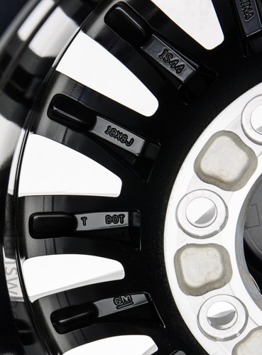 4 New 2021 18” Chevy Silverado 2500 3500 HD OEM Gloss Black 8 Lug ...