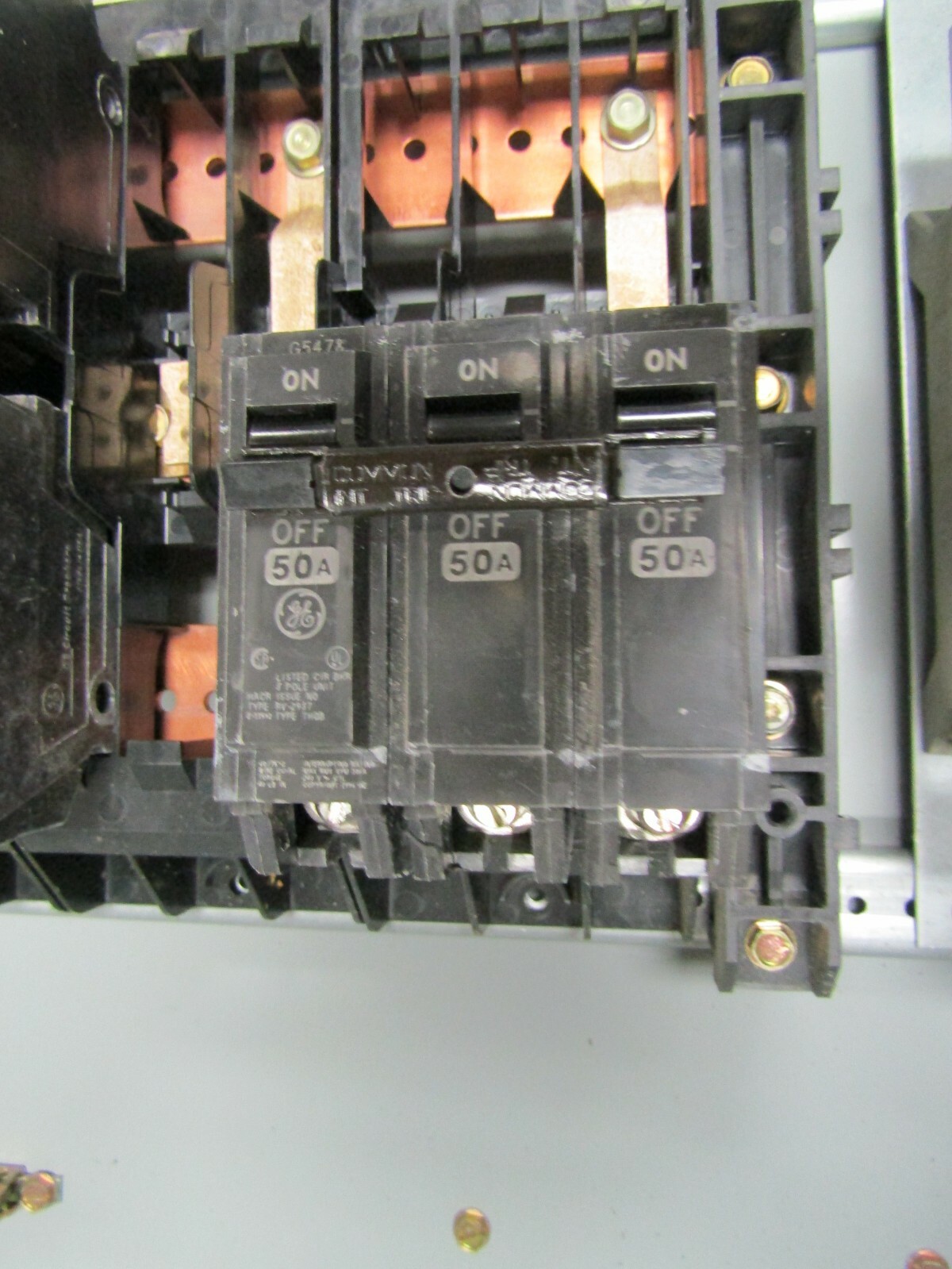 😎 GE 125 AMP MAIN BREAKER PANELBOARD 208Y/120 VAC 3 PHASE W/ 50 AMP ...