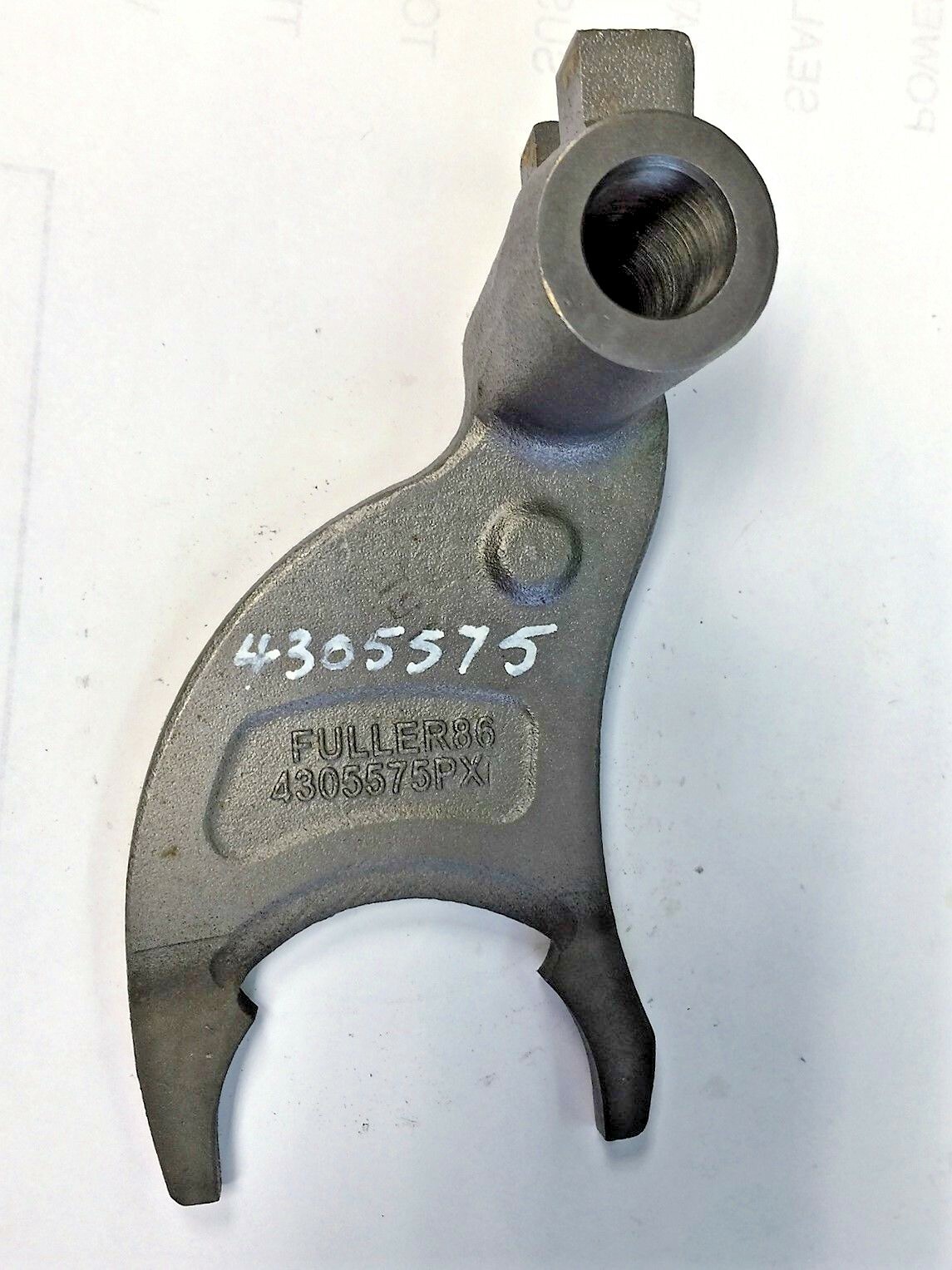 4305575 New Eaton Fuller SHIFT FORK - OEM - Replaces 20450 4305575 New Eaton Fuller SHIFT FORK - OEM - Replaces 20450