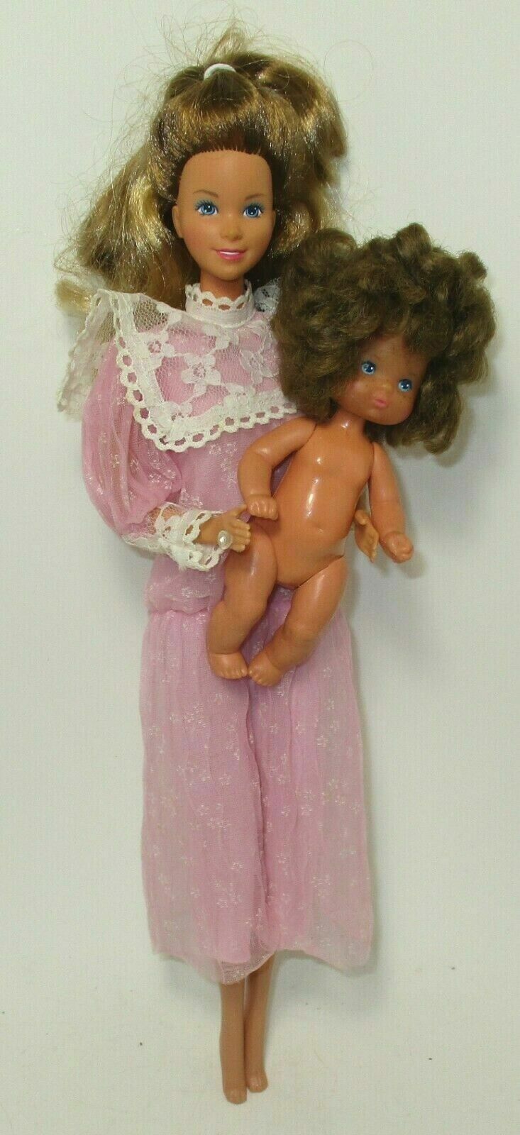 Vtg Mattel 70s 80s Heart Family Mom Baby Boy DOLLS LOT OF 2 Barbie Neighbor