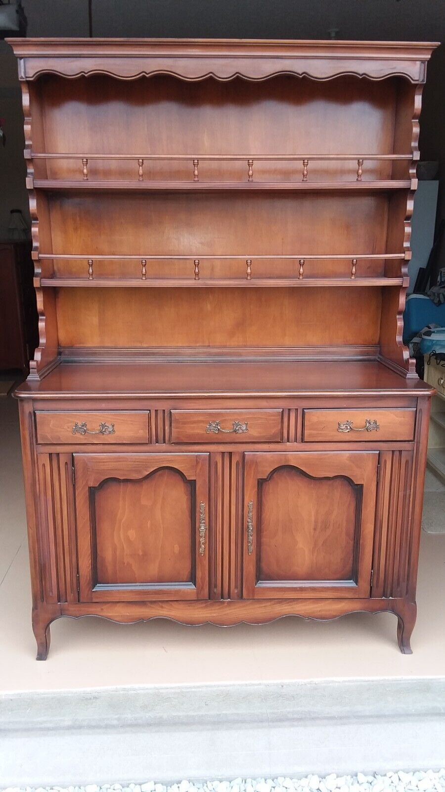 Vintage Drexel Hutch
