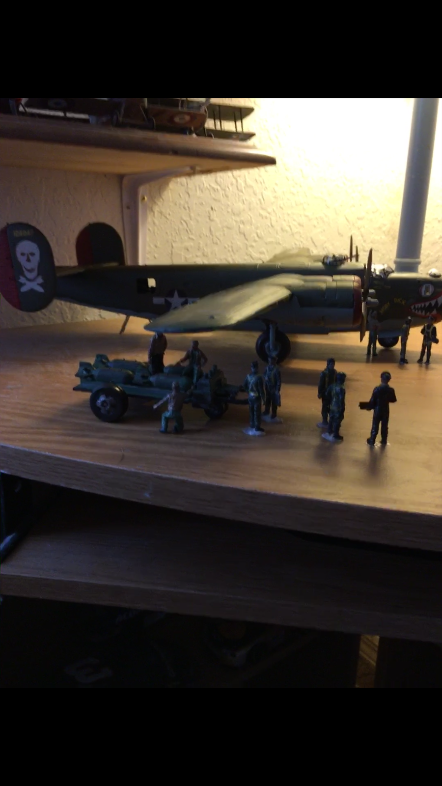 Monogram 1:48 B-24D Liberator Pre-Owned Unassembled Complete Plastic ...