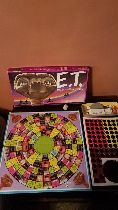 E.T. The Extra-Terrestrial Card Game (1982) Board Game – Board Game Guys