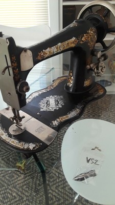 Sewing Machines - Fiddle Base Sewing Machine