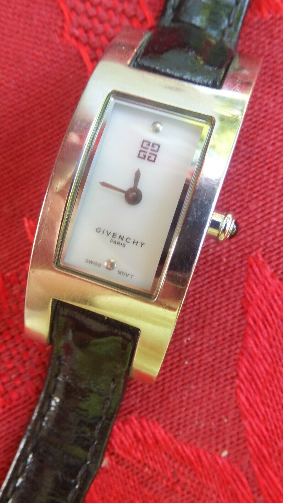 Vintage Givenchy Women's WatchSWISS 4 JEWELSE.U.C. Vintage Givenchy Women's WatchSWISS 4 JEWELSE.U.C.