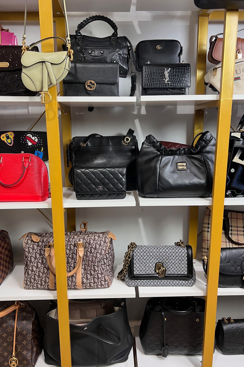 Auctions on Designer Bags > % OFF Deals >Fall Must Haves | eBay Live Video