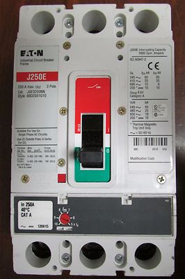 Circuit Breakers - Line Load Lugs