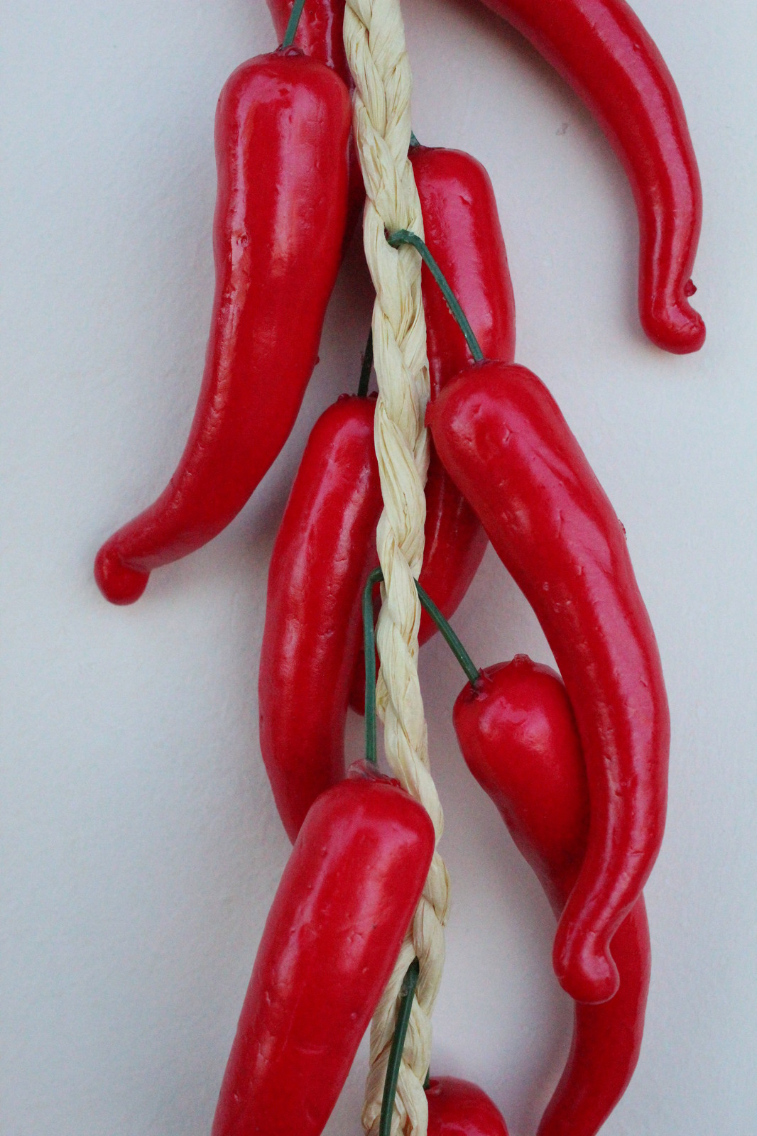 Best Artificial 60cm Chilli Peppers Hanging String Home Decor Vegetable ...
