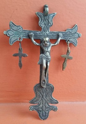 Crucifixes & Crosses - Spanish Colonial - Vatican