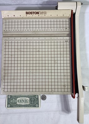 Paper Cutters & Trimmers - Boston 2612 Paper Cutter