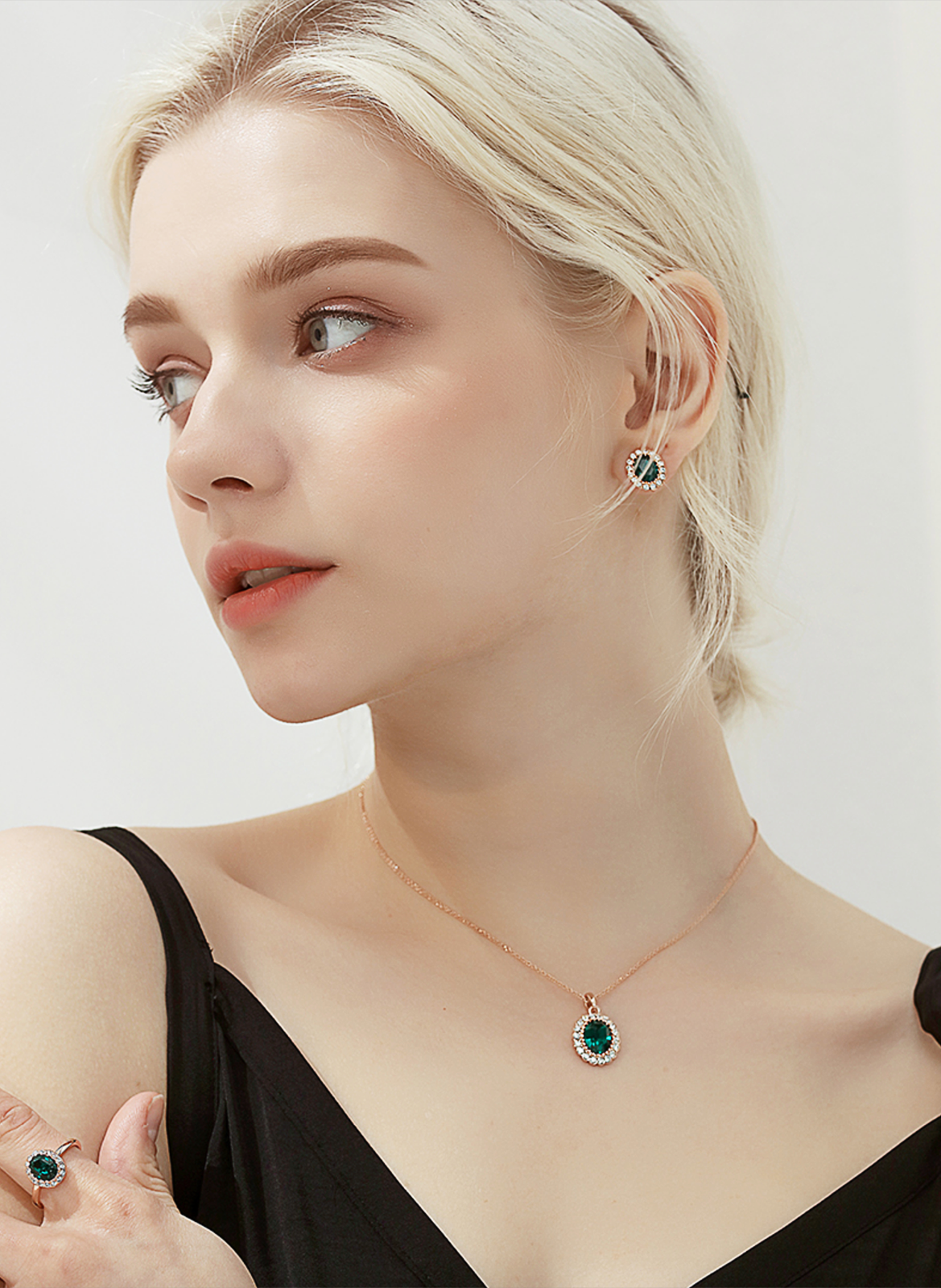 Swarovski green crystal necklace store