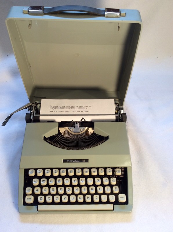 1932 Royal Signet on the Typewriter Database