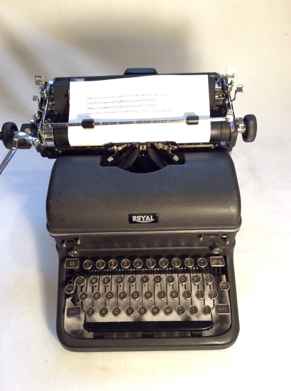 1940 Royal KMM on the Typewriter Database