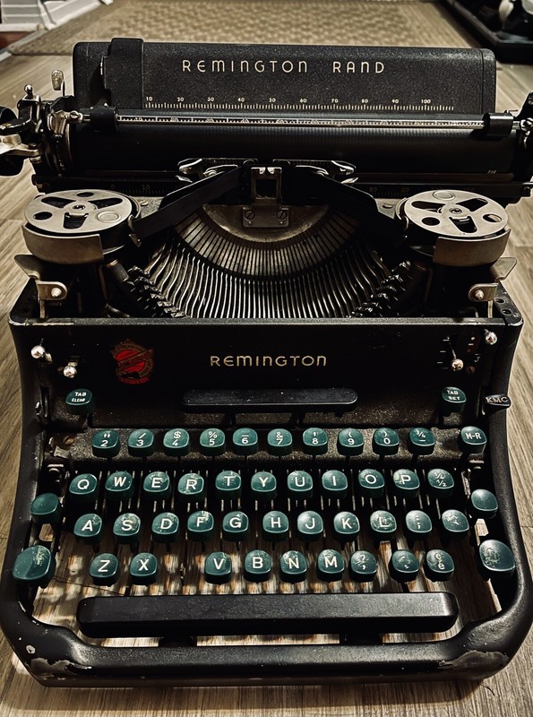 Remington typewriter photos of Remington 17 by year then serial number ...