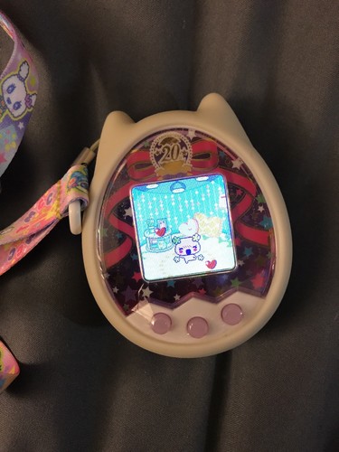 Tamagotchi × M!X 20th Anniversary Gift Mix Version Royal Tamagotchi × M!X 20th Anniversary Gift Mix Version Royal