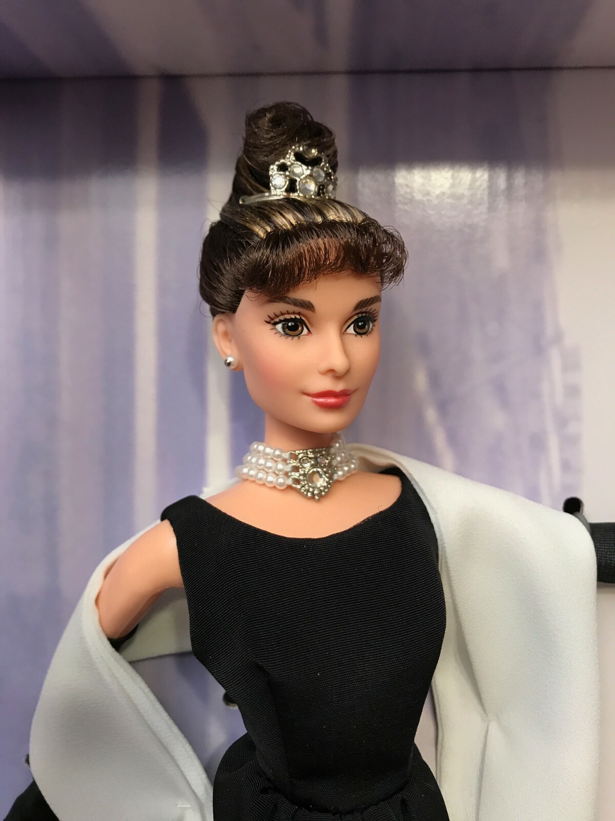Купить Завтрак у тиффани Mattel Audrey Hepburn Barbie Doll Breakfast At