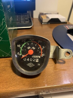 Vintage Bicycle Accessories - Bike Speedometer - Nelo's Cycles